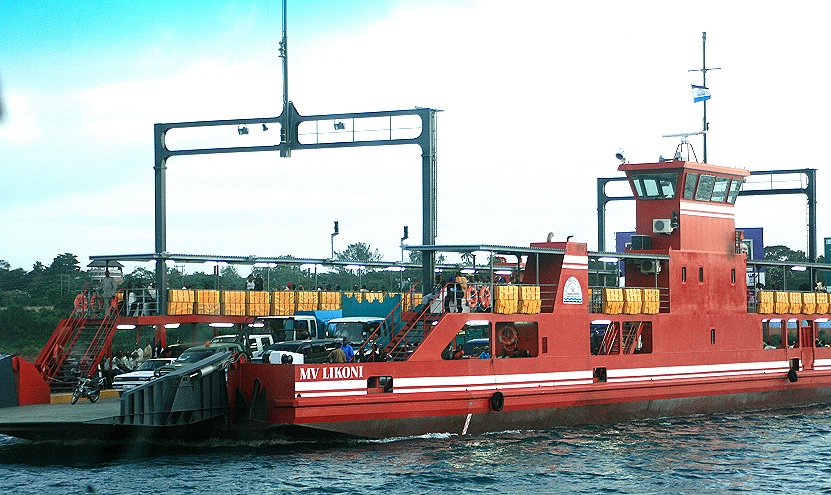 Likoni Fähre von Mombasa – Safari Afrika