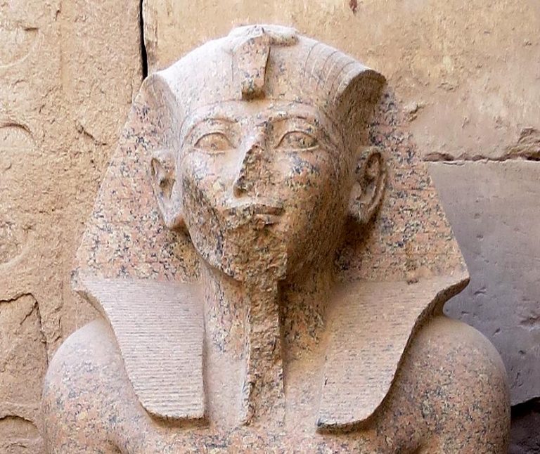 Thutmosis III. – Safari Afrika